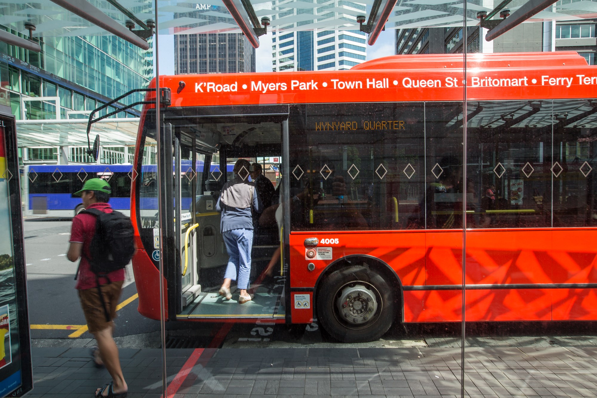 Traffic nightmare looms: More than 1000 Auckland bus drivers - Driven ...