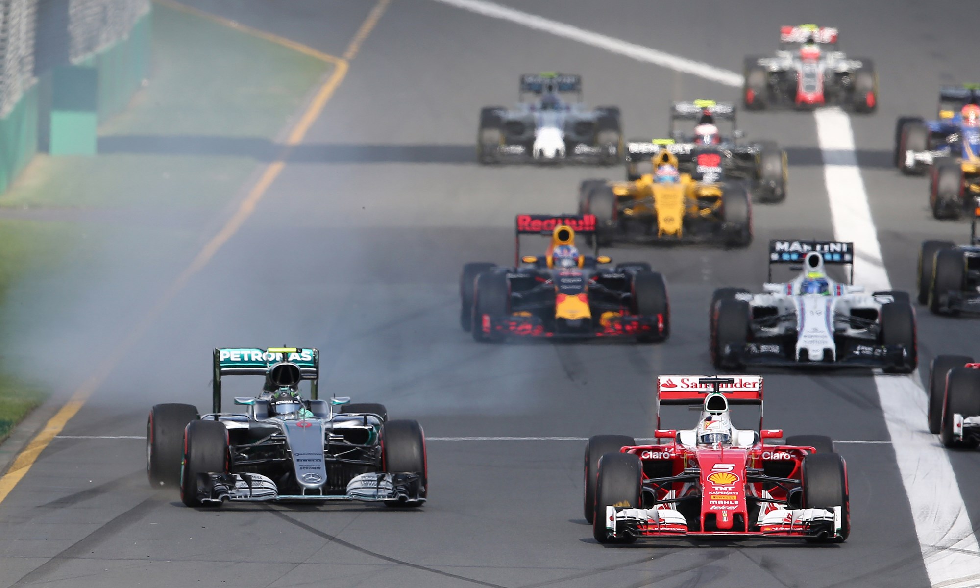 F1 qualifying system farce - Driven Car Guide