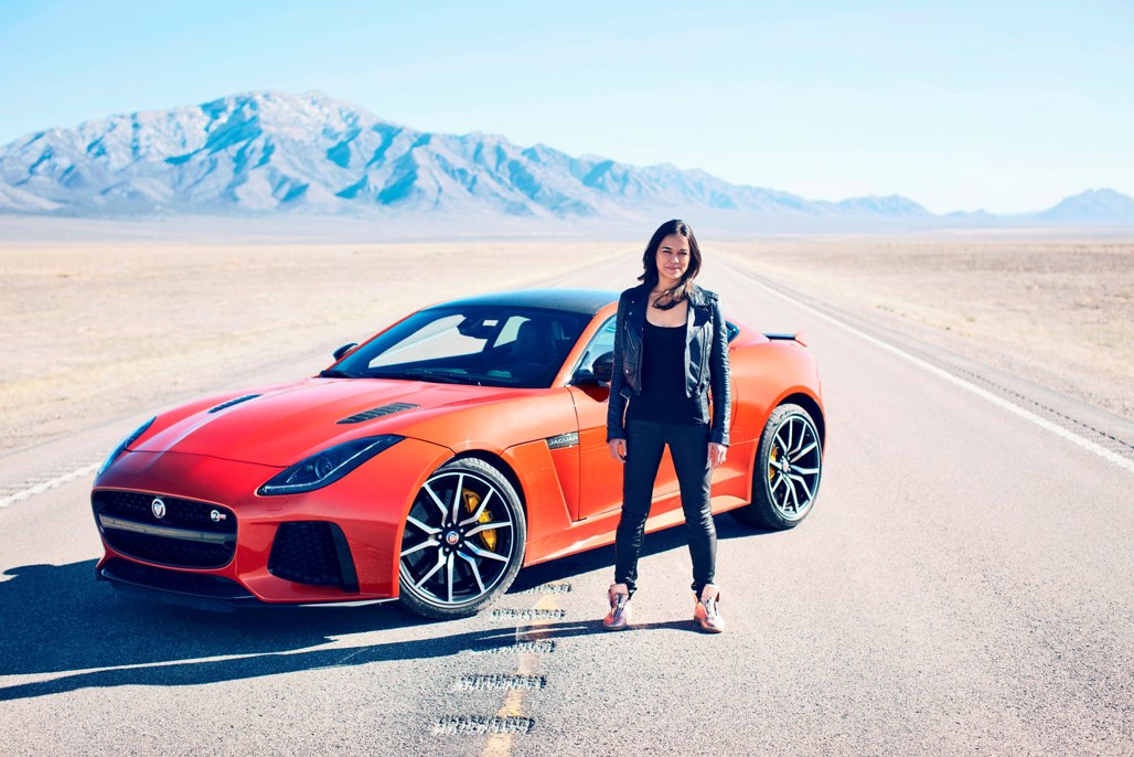 Jaguar F-Type fast and furious - Driven Car Guide