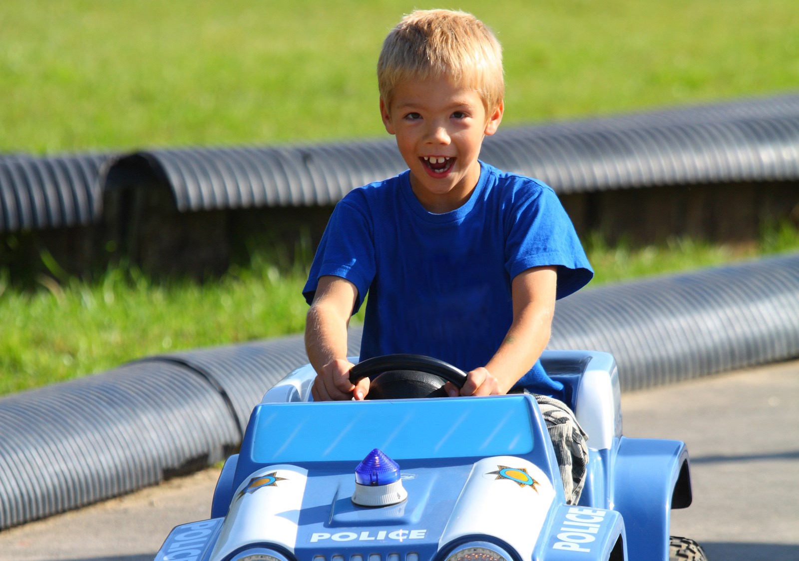 Kids learn to drive at 5 - Driven Car Guide