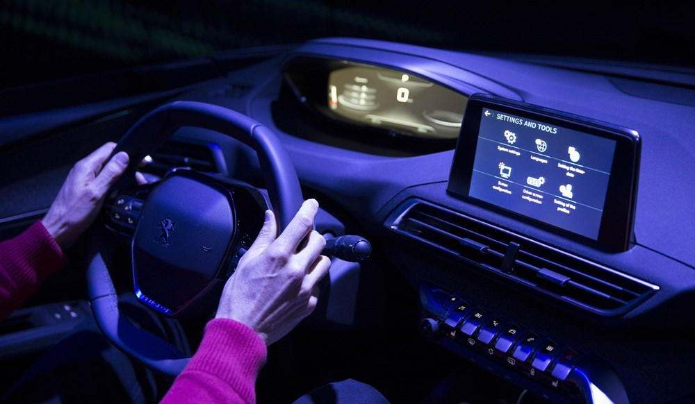 New Peugeot i-Cockpit interior technology revealed - Driven Car Guide