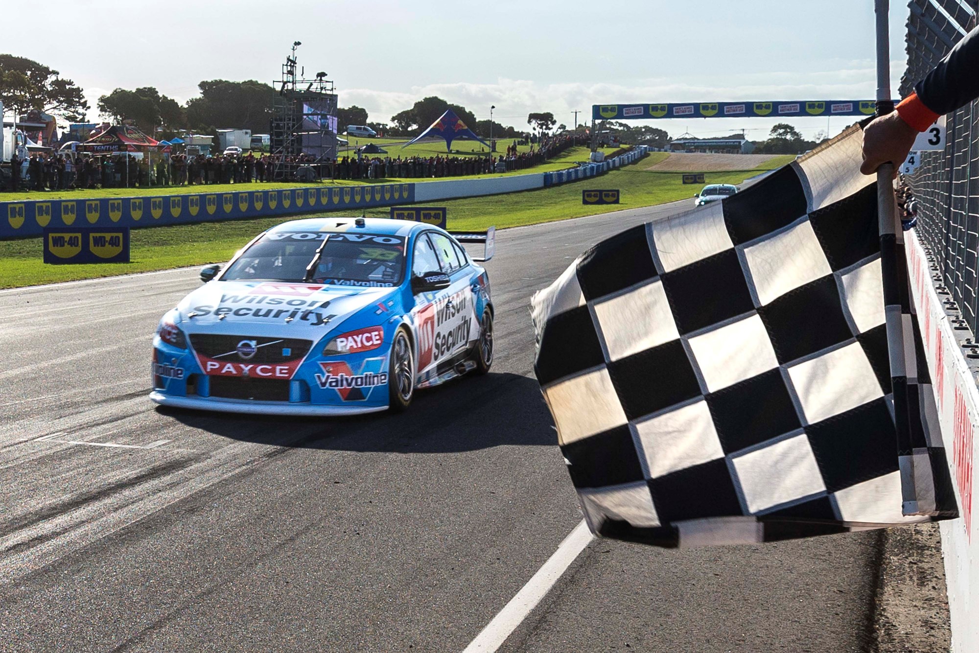 Garry Rogers Motorsport commits to racing Volvos in 2017 - Driven Car Guide