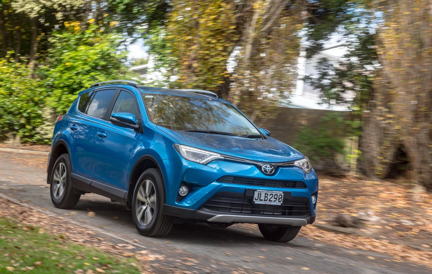 REVIEW: Toyota RAV4 road tested - Driven Car Guide