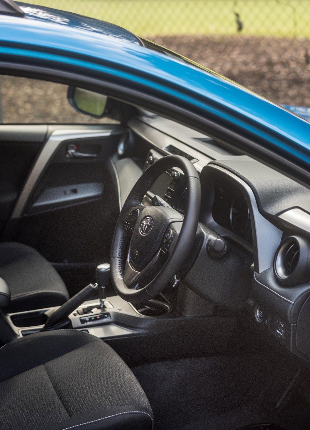 REVIEW: Toyota RAV4 road tested - Driven Car Guide