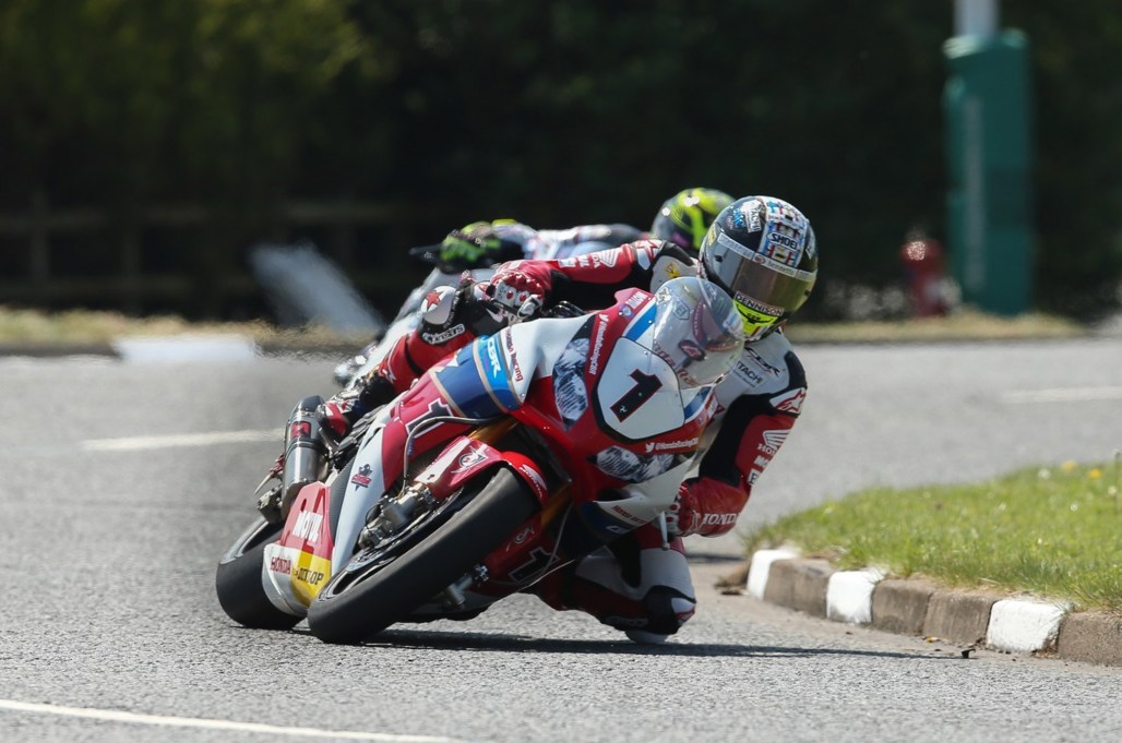 Engines start for Isle of Man TT practice - Driven Car Guide
