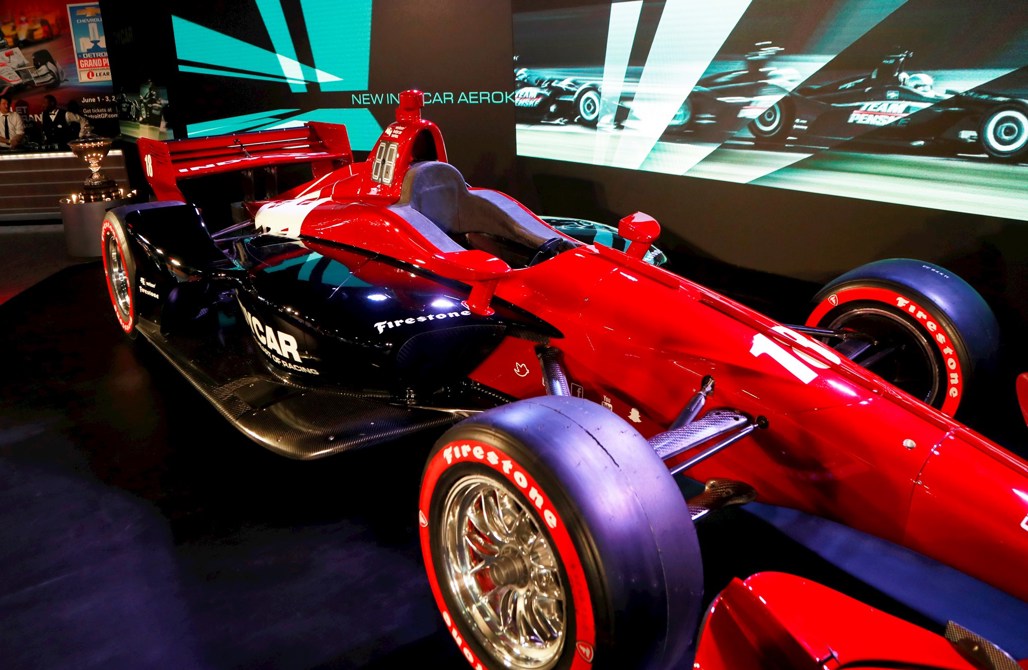 IndyCar unveil 2018 car with road course body kit in Detroit - Driven ...