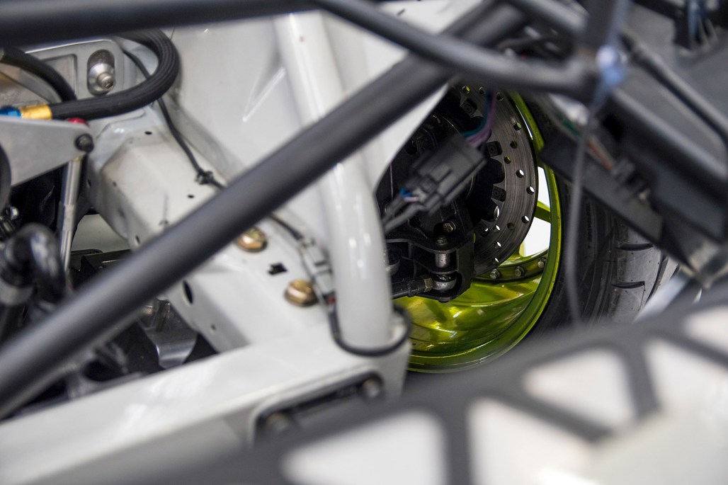 It's a monster: up close and personal with a world-famous Mu - Driven ...