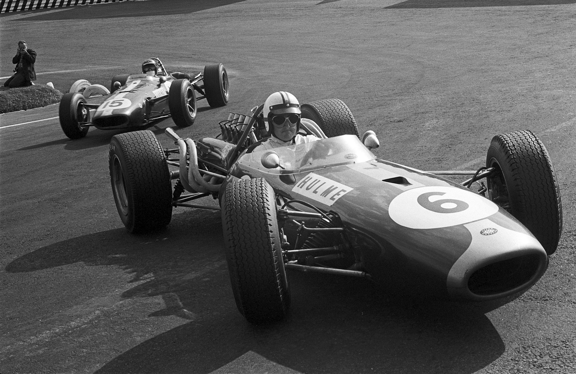 Back when Formula 1 stars raced in NZ, and why they don't an - Driven ...