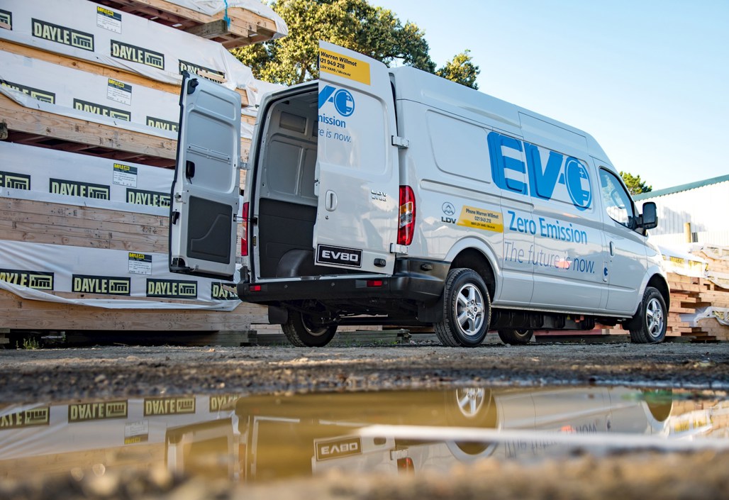 Green van, man: we put the fully electric LDV EV80 to the te - Driven ...