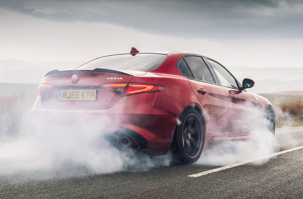 Fastest Alfa Romeo ever set with 478kW, Ferrari F1 tech - re - Driven ...