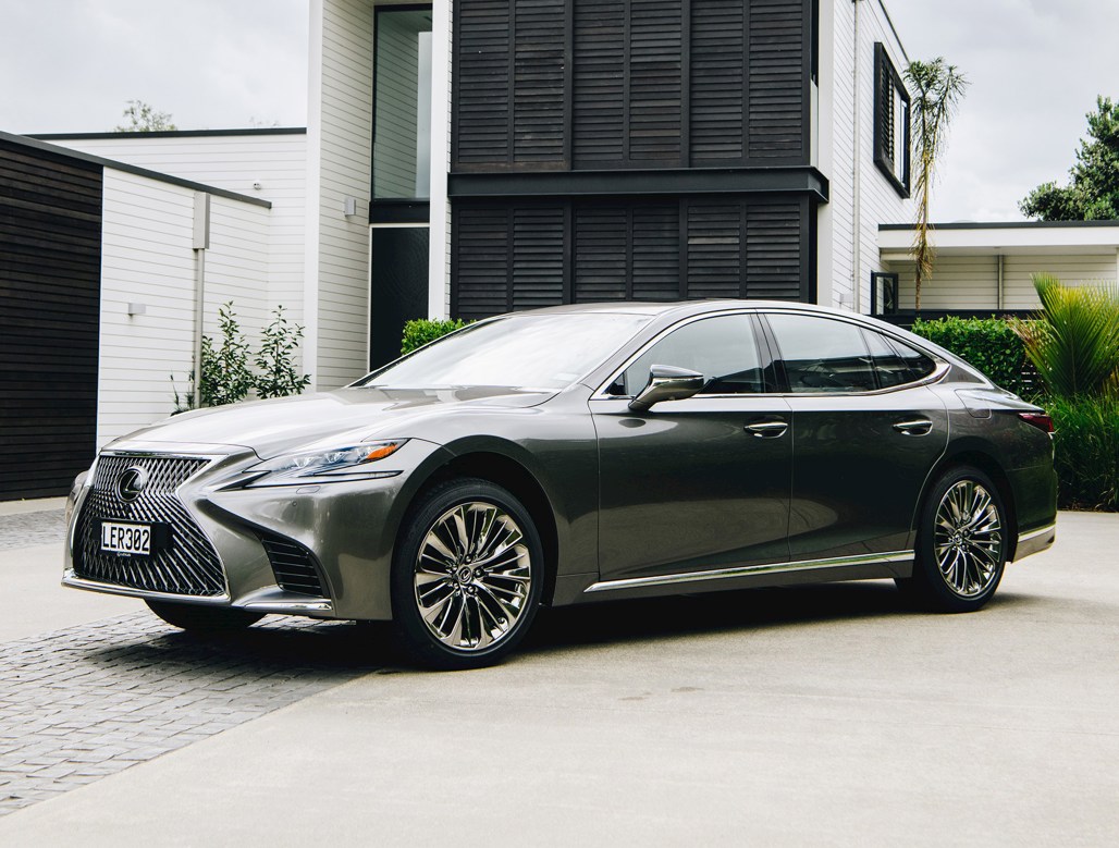 Japan's ultimate luxury sedan? All-new Lexus LS 500 hits NZ - Driven ...