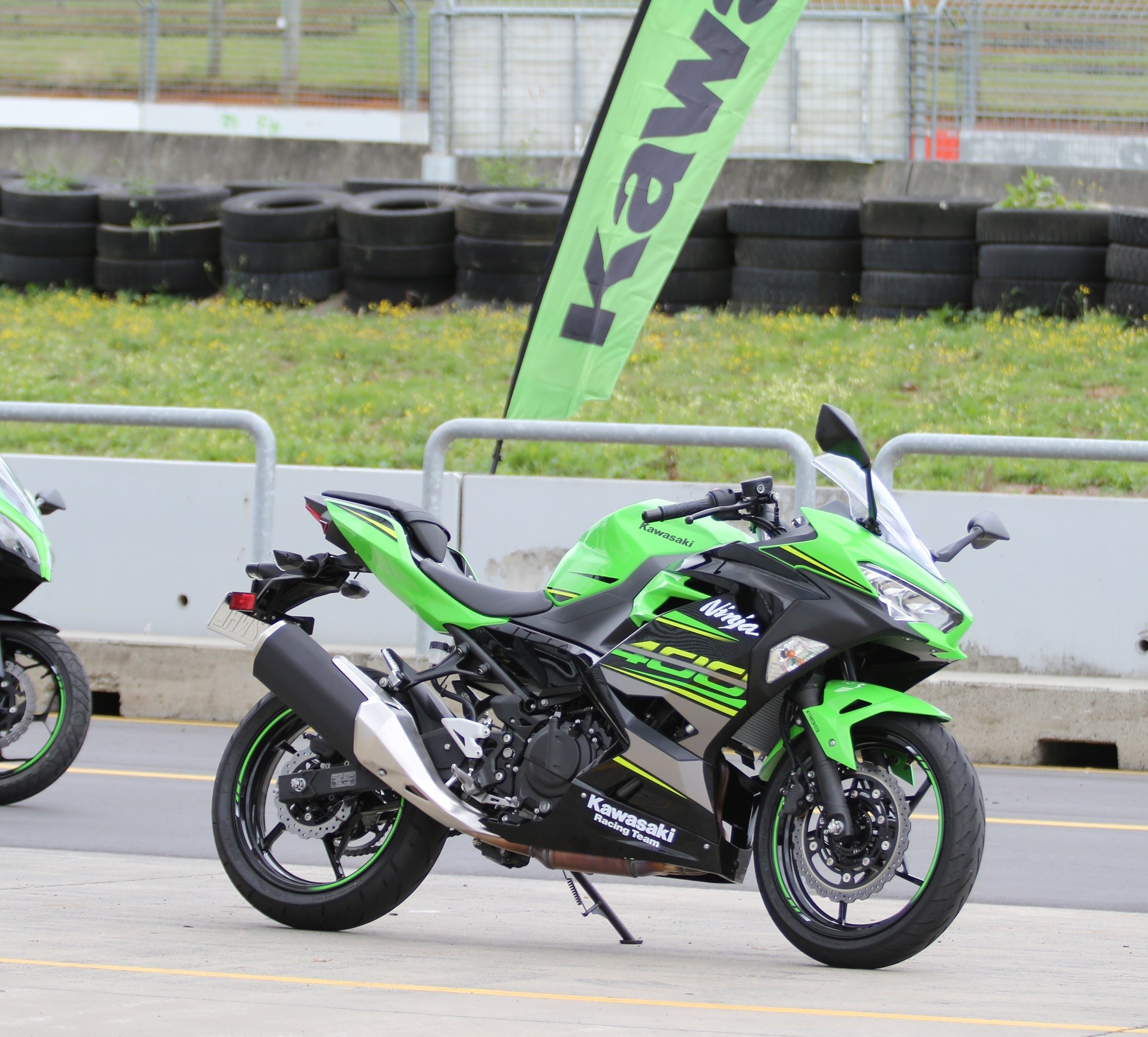 Kawasaki Ninja 400: Streets ahead - Driven Car Guide