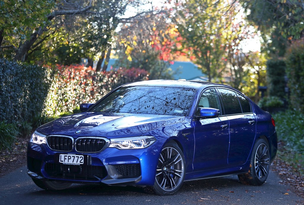 New BMW M5 turns up the volume - Driven Car Guide