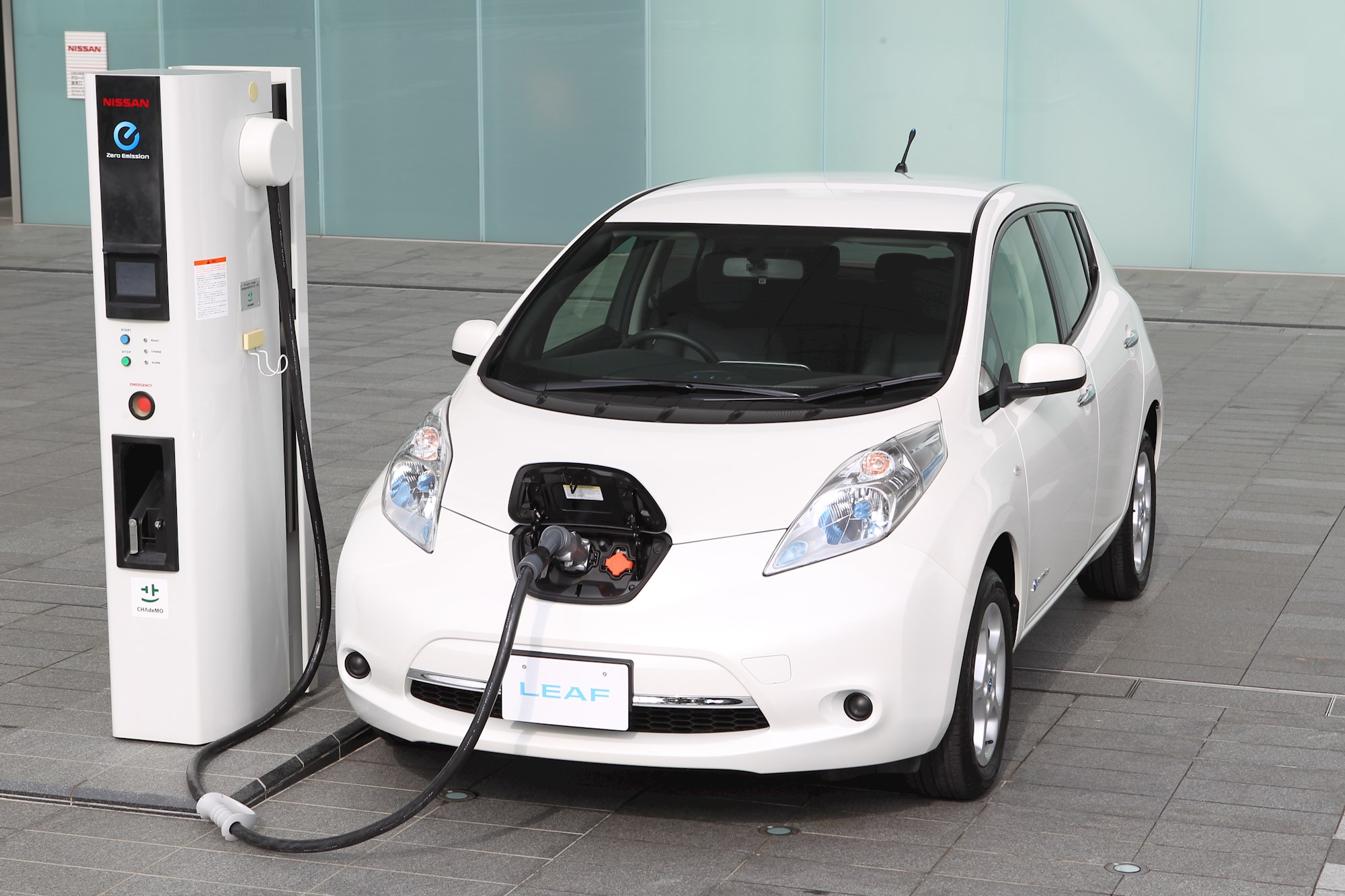 Buyers' Guide: Turning over a new Leaf - Driven Car Guide