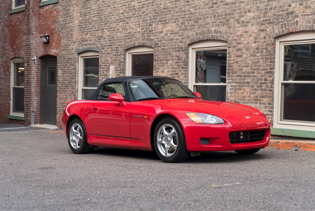 More Honda madness: mint S2000 sports car sells for $71,000 - Driven ...