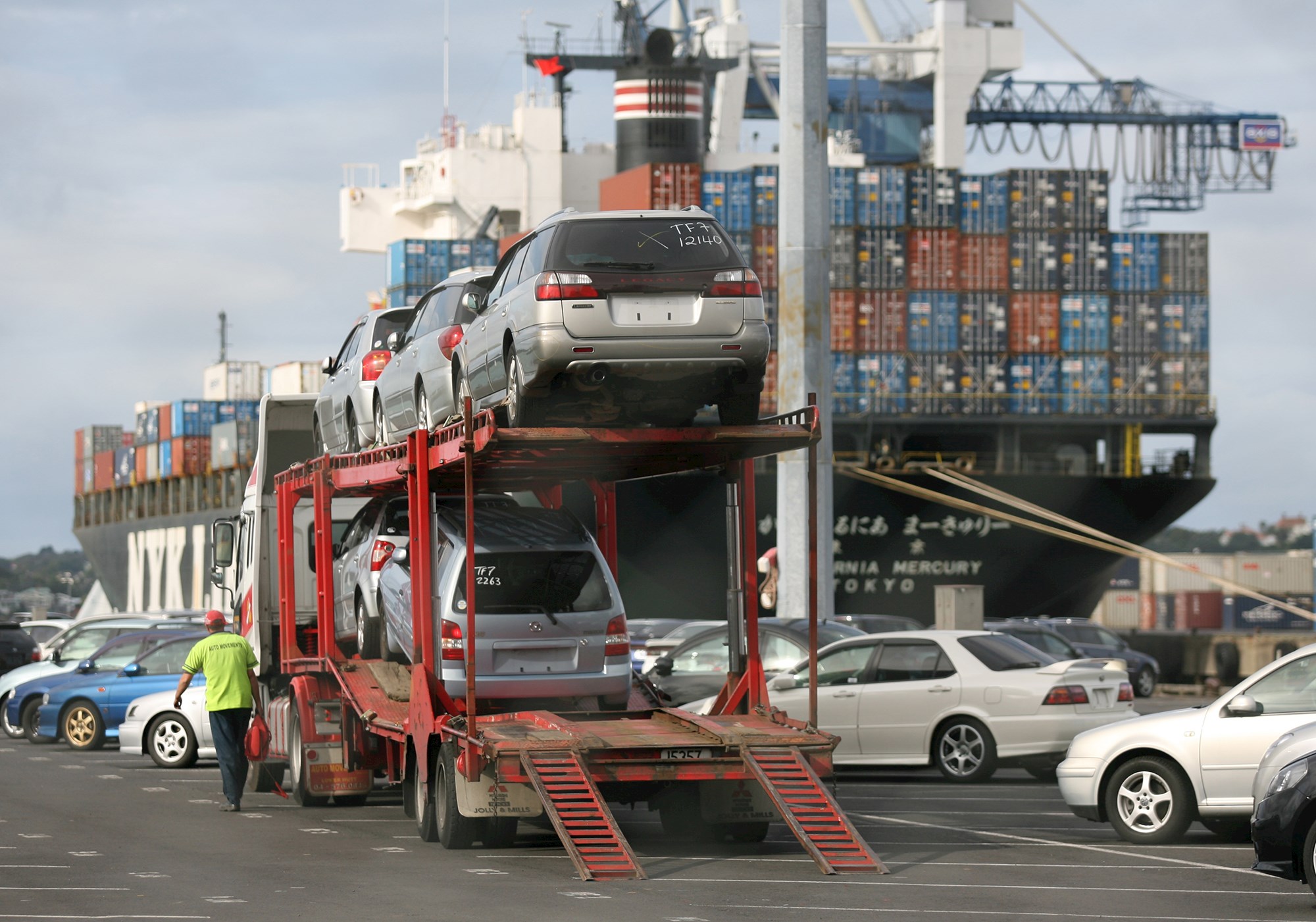 Vehicle carrier turned away from NZ after Stink bugs found - Driven Car ...