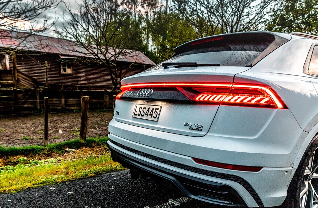 Audi Q8 road test: New flagship SUV is pure elegance inside - Driven ...