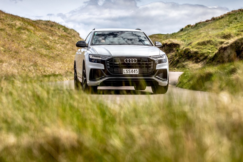 Audi Q8 road test: New flagship SUV is pure elegance inside - Driven ...