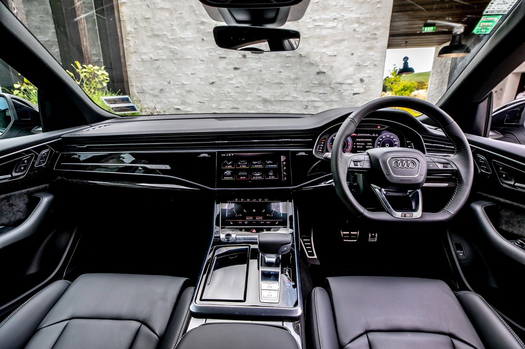 Audi Q8 road test: New flagship SUV is pure elegance inside - Driven ...