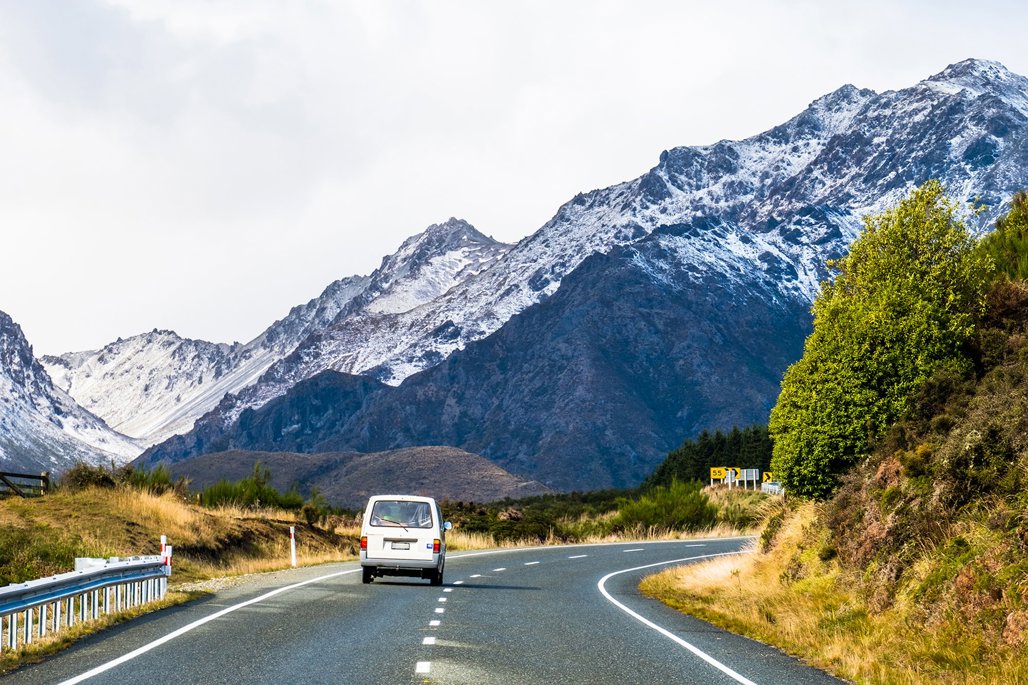 Some top tips for staying safe on long drives - Driven Car Guide