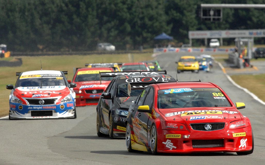 Aussie dominance of BNT V8s continues in Invercargill - Driven Car Guide
