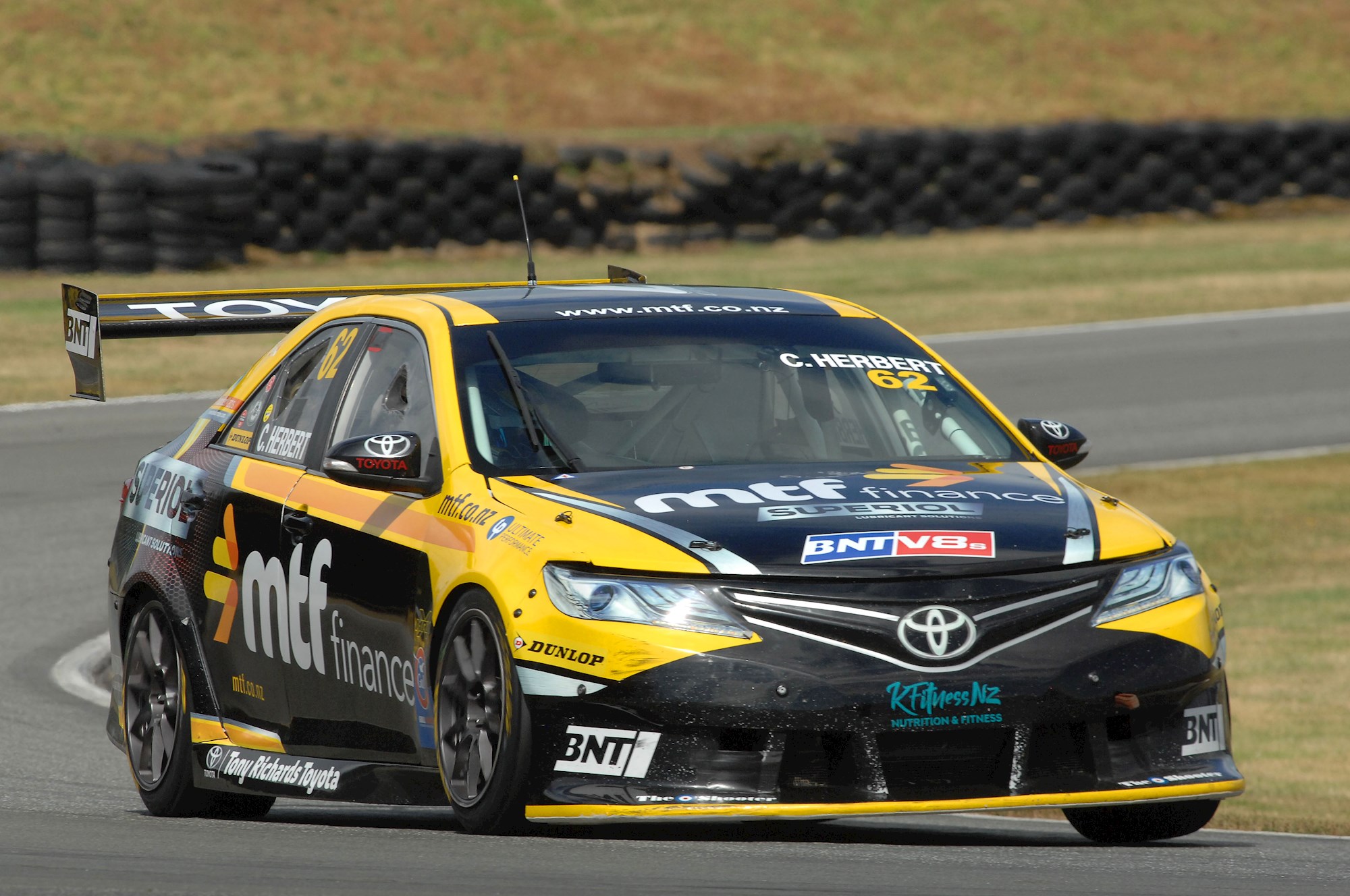 Chelsea Herbert and V8 Toyota Camry 'starting to gel' - Driven Car Guide