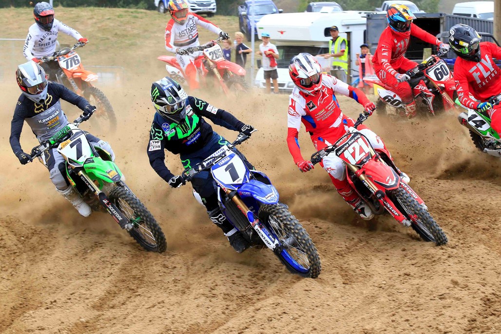 Motocross: - Driven Car Guide