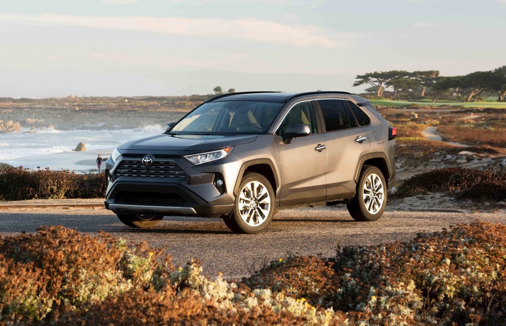 Revealed: Fifth-generation Toyota RAV4 - Driven Car Guide