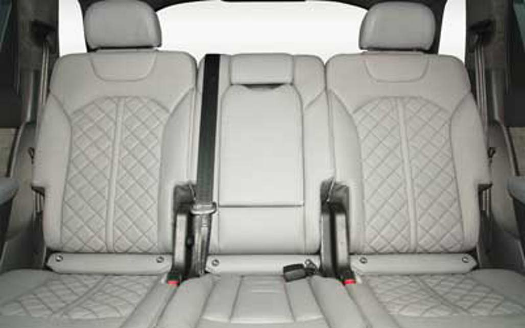 AUDI Q7 - Driven Car Guide