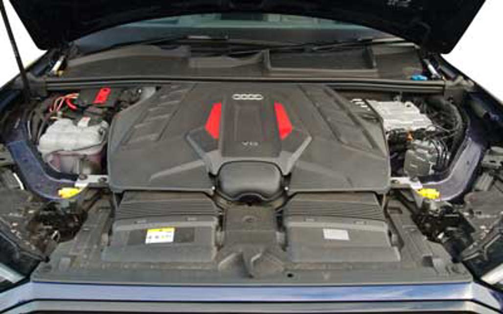 AUDI Q7 - Driven Car Guide