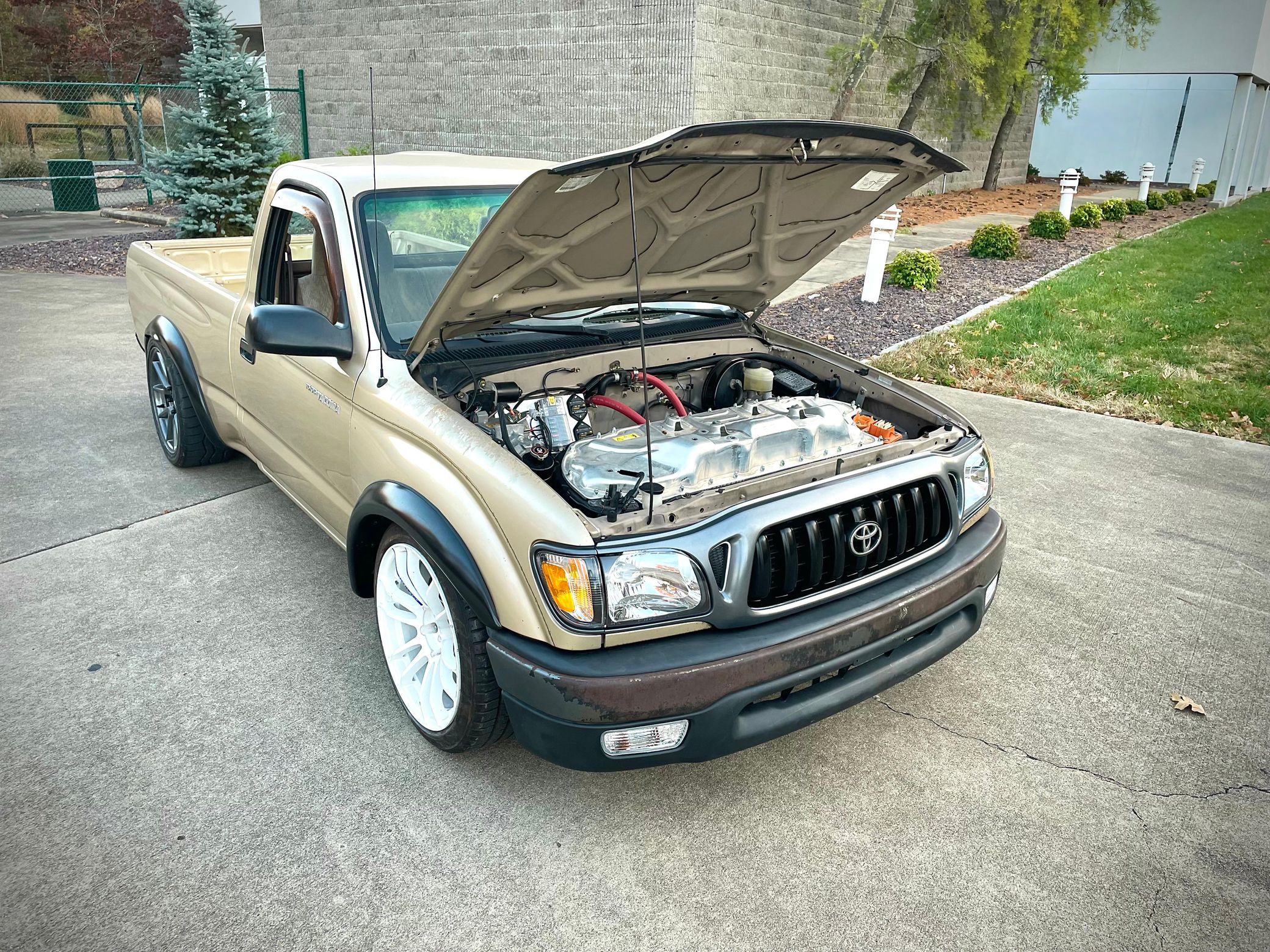 Tesla Tacoma? Wild 2002 Toyota ute packs an electric punch - Driven Car ...