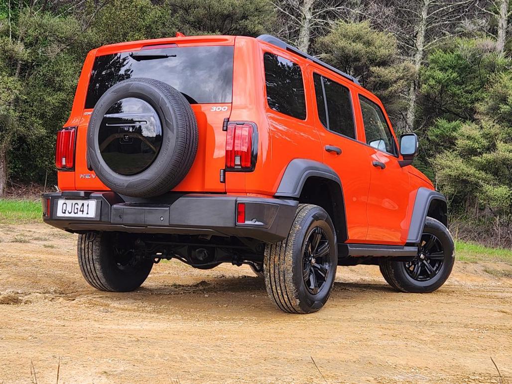 GWM Tank 300 Lux Hybrid review: off the beaten track - Driven Car Guide