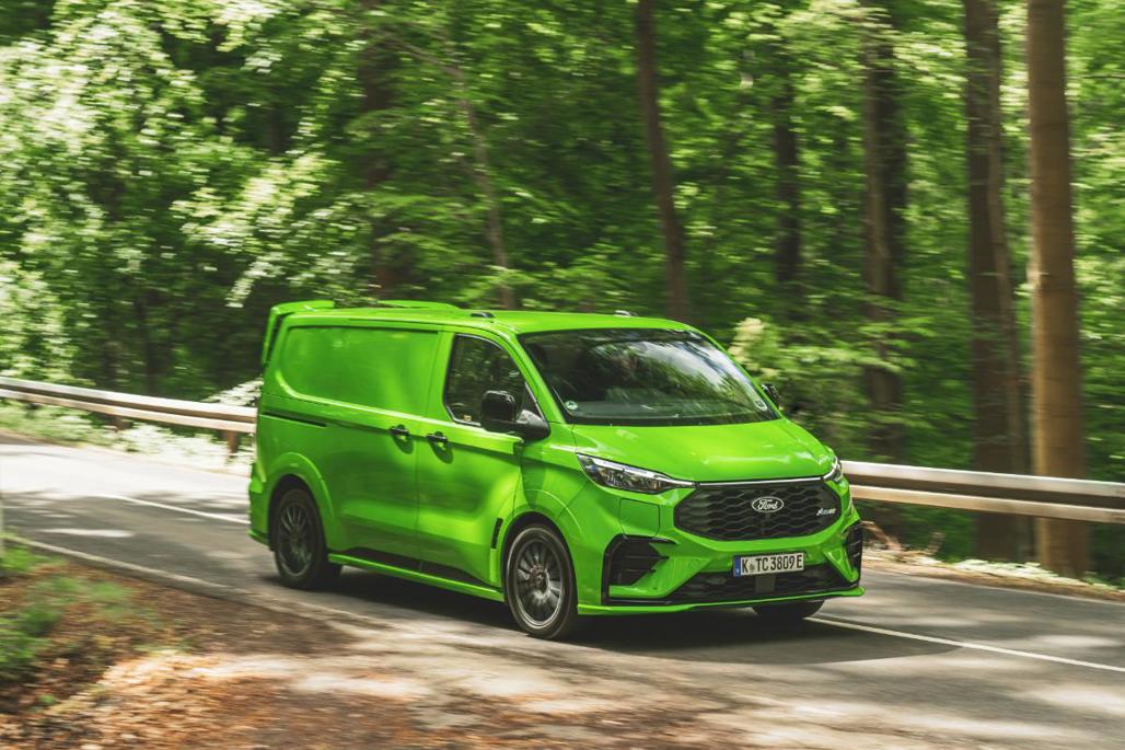 Ford E Transit Custom MS-RT, EV van with electric power - Driven Car Guide
