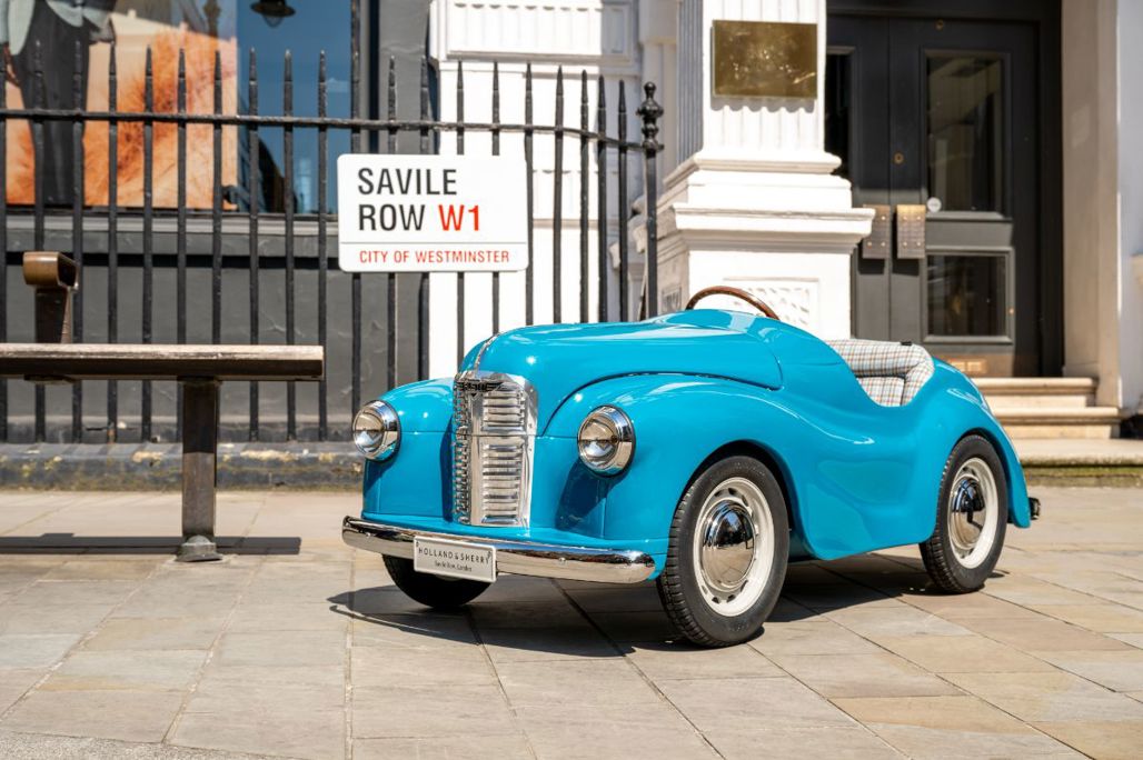 Austin J40 Pedal Car: special continuation model is a tiny thing of ...