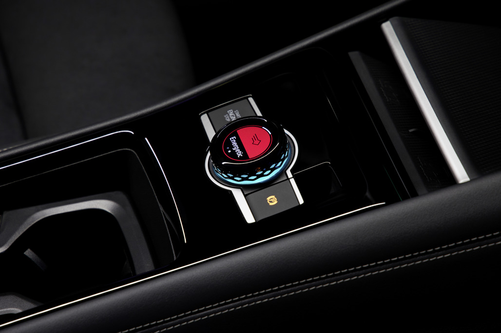 All-new Tiguan: Volkswagen brings back buttons in the cabin (well, one ...