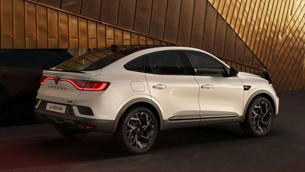 Facelifted 2024 Renault Arkana debuts in Esprit Alpine trim - Driven Car Guide