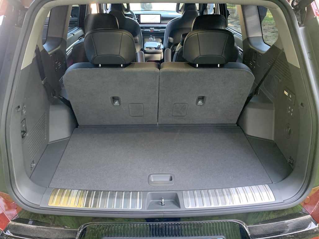 First drive of Kia's new EV9 seven-seat EV SUV - Driven Car Guide