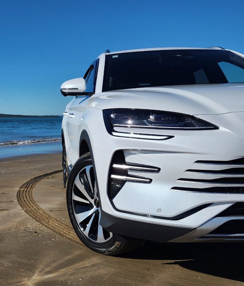 BYD Sealion 6 Dynamic PHEV review: Chinese 'super hybrid' takes aim at ...