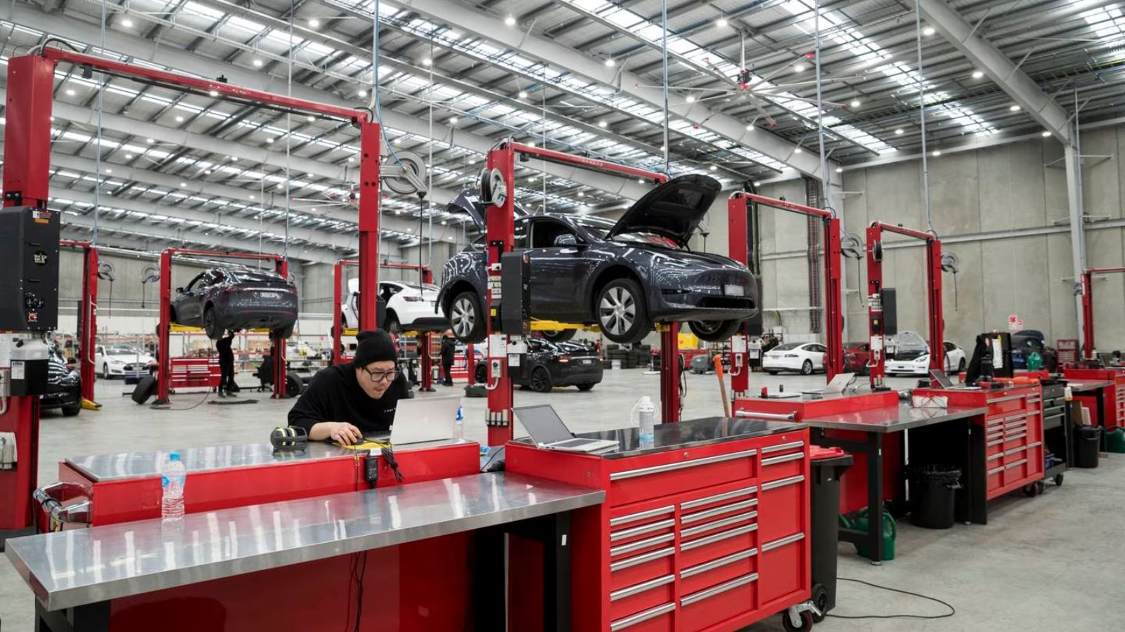 Check out Tesla's massive new Auckland South facility - Driven Car Guide