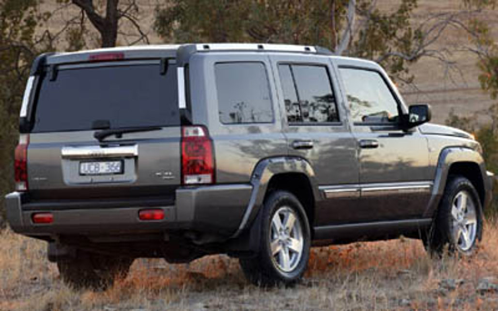 JEEP COMMANDER - Driven Car Guide