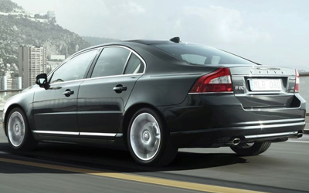 VOLVO S80 - Driven Car Guide