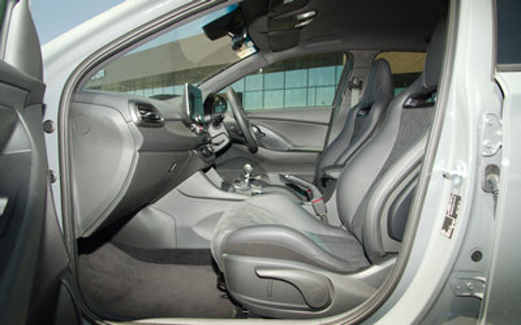 HYUNDAI I30 - Driven Car Guide