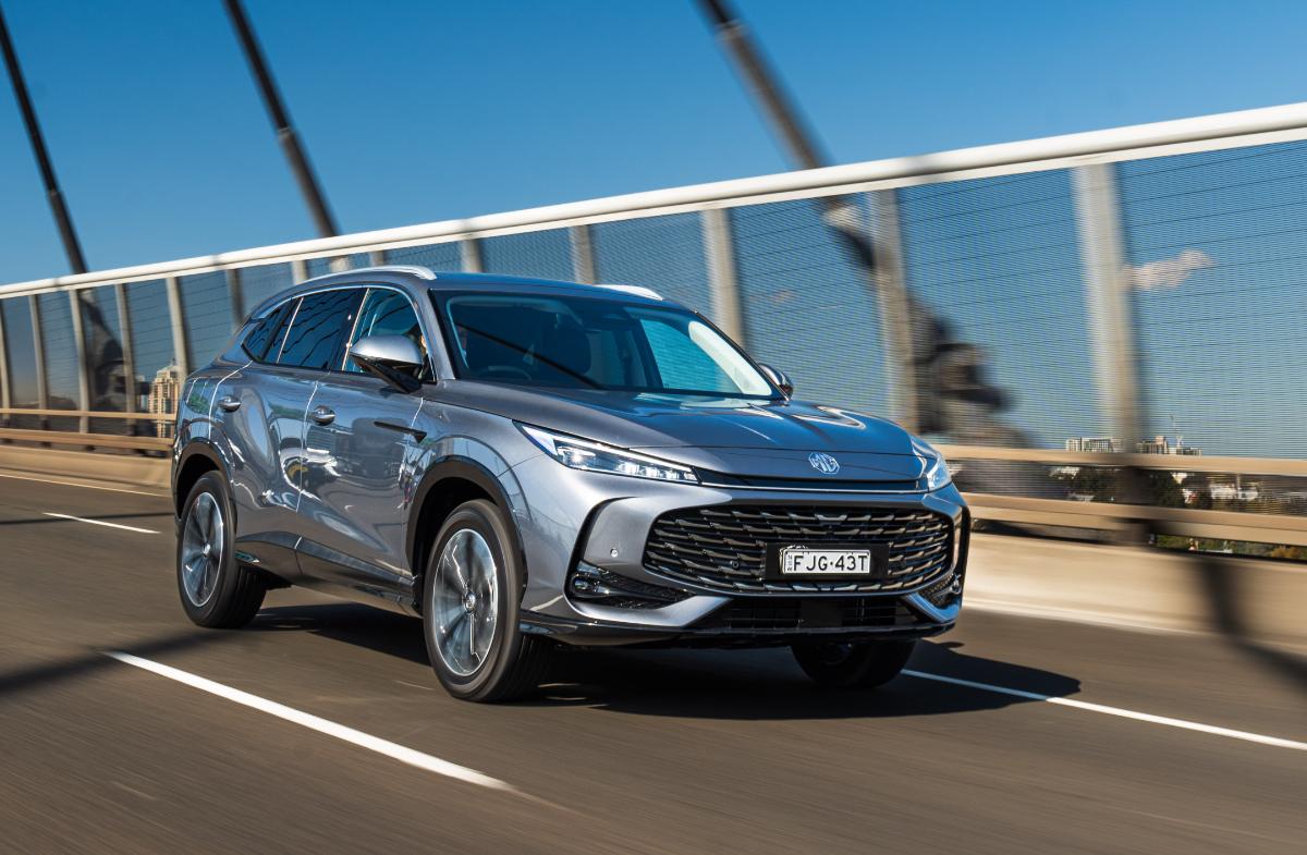 Review: 2024 MG HS, petrol sub-compact SUV - Driven Car Guide