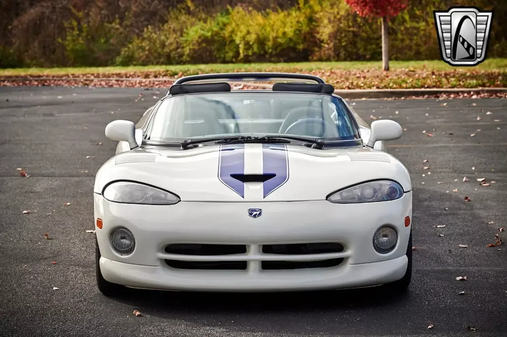 Would you pay $270k for this monstrous 1996 Dodge Viper limo? - Driven ...