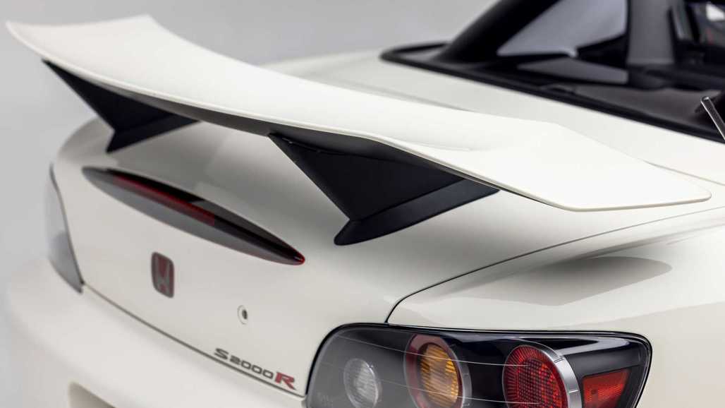 Would you own a Honda S2000 Type R? - Driven Car Guide