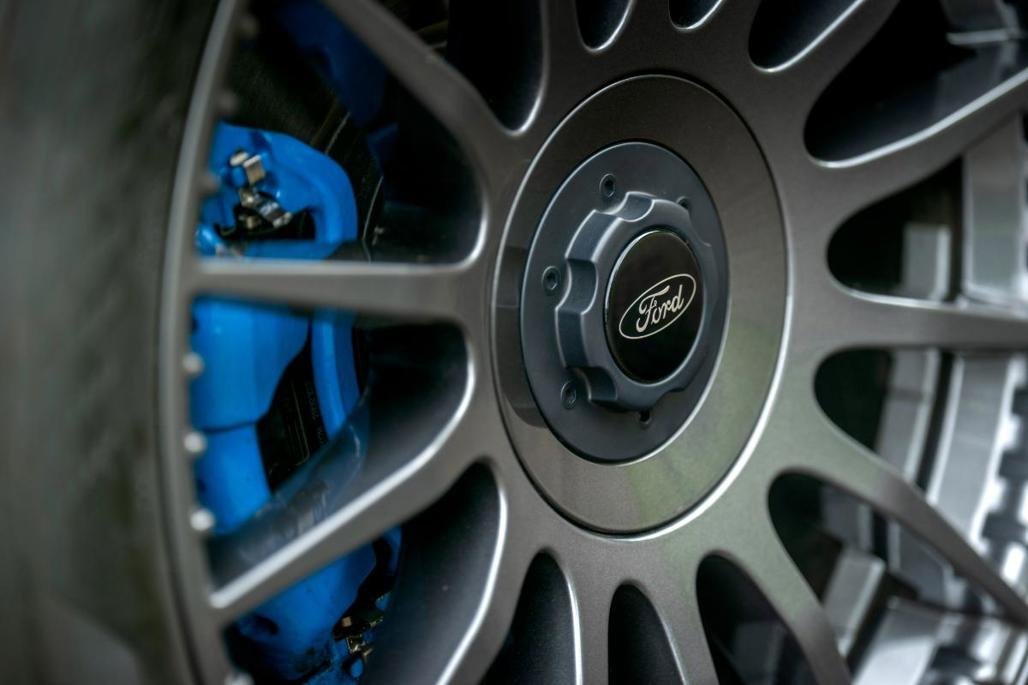 Ford E Transit Custom MS-RT, EV van with electric power - Driven Car Guide