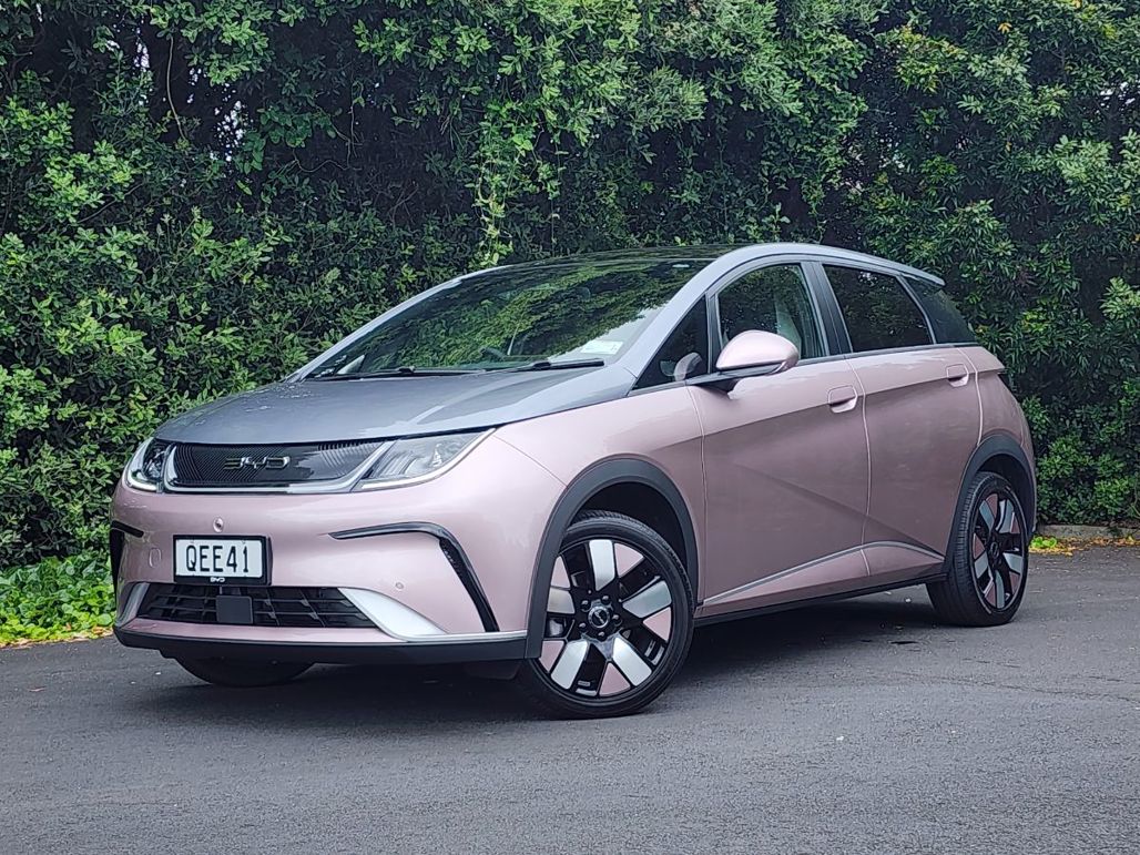 BYD Dolphin Extended Range long-term test: electric hatch is in the ...