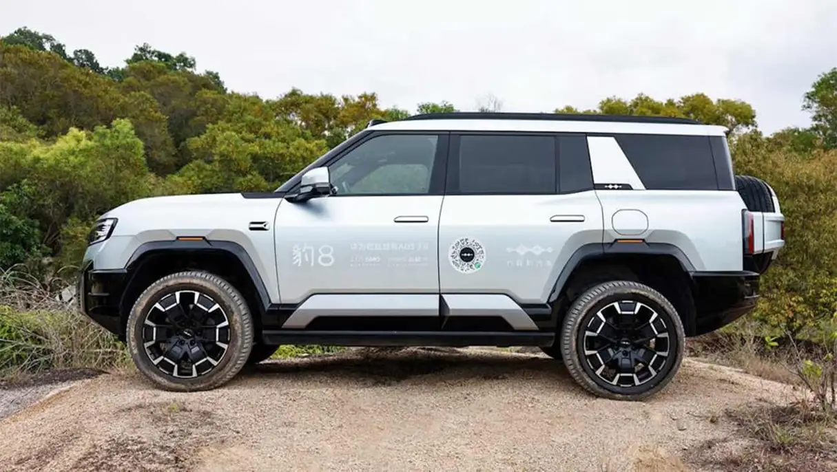 BYD’s Toyota Land Cruiser rival hits the road in Australia ahead of ...