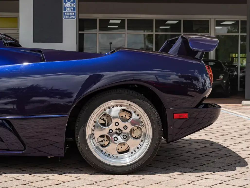 This celebrity spent $800k on a Lamborghini Diablo replica - Driven Car ...
