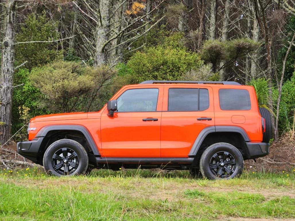 GWM Tank 300 Lux Hybrid review: off the beaten track - Driven Car Guide